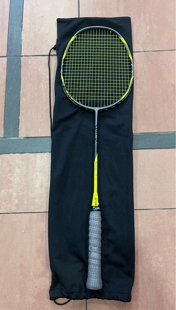 Badminton racket - Yonex, Sports Equipment, Sports & Games, Racket ...