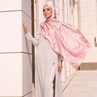 Belhams Baiti Fauzi Rayyan Midnight, Women's Fashion, Muslimah Fashion ...