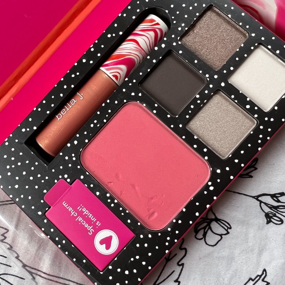 BELLA J Swirly Girl Face Palette (ORIGINAL, US BRAND), Beauty ...