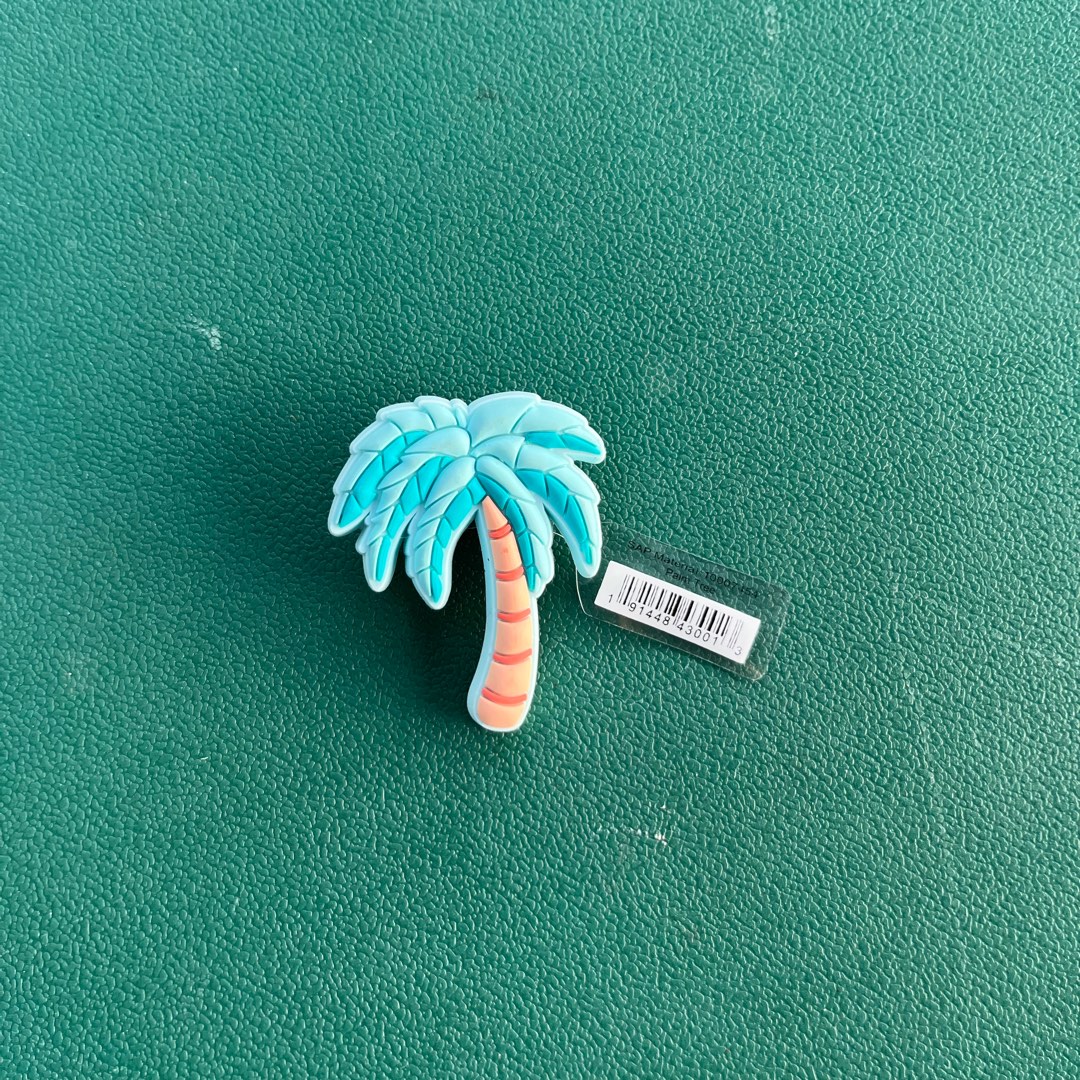 Crocs Palm Tree Jibbitz Charm, Women's Fashion, Footwear, Slippers and ...