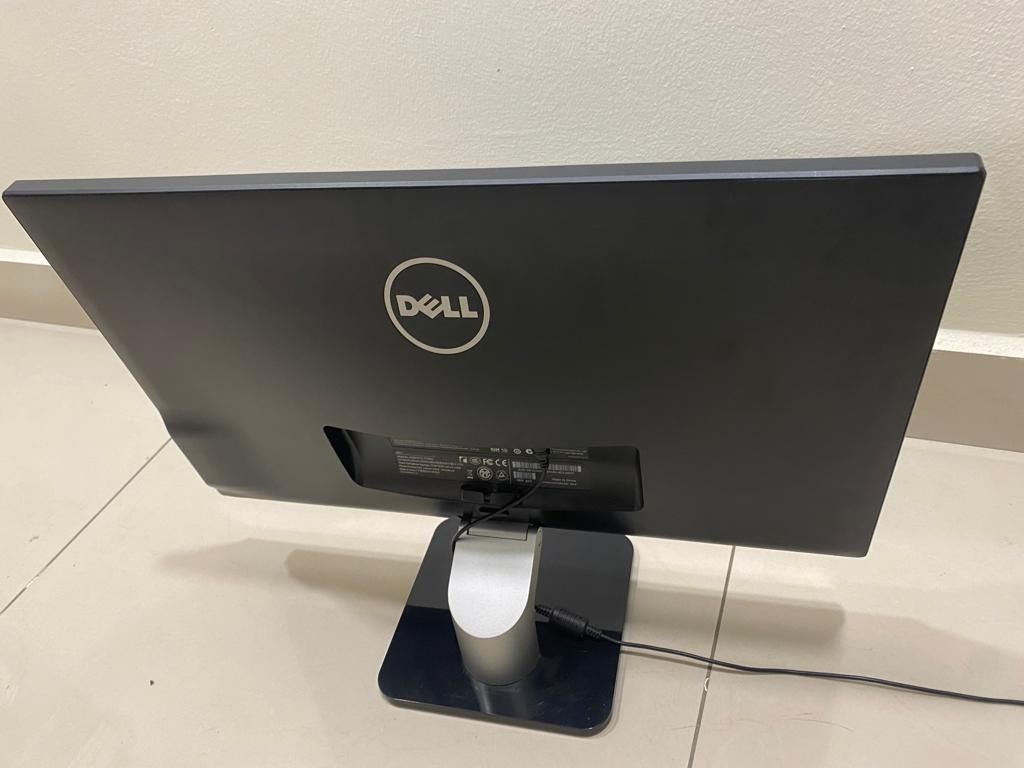 Dell IPS Monitor 22 inch IPS Frameless Glossy, Computers & Tech, Parts ...