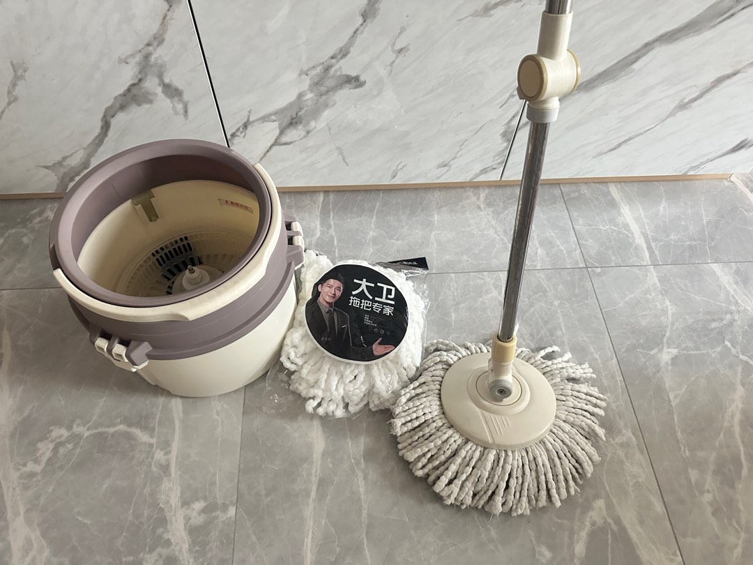 DRY AND WET EASY FLOOR MOPPING, Furniture & Home Living, Cleaning ...