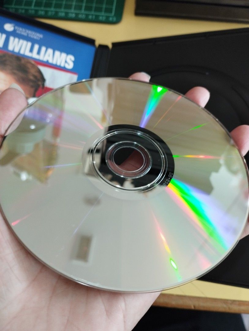 (DVD) Robin Williams Good Morning Vietnam, Hobbies & Toys, Music ...