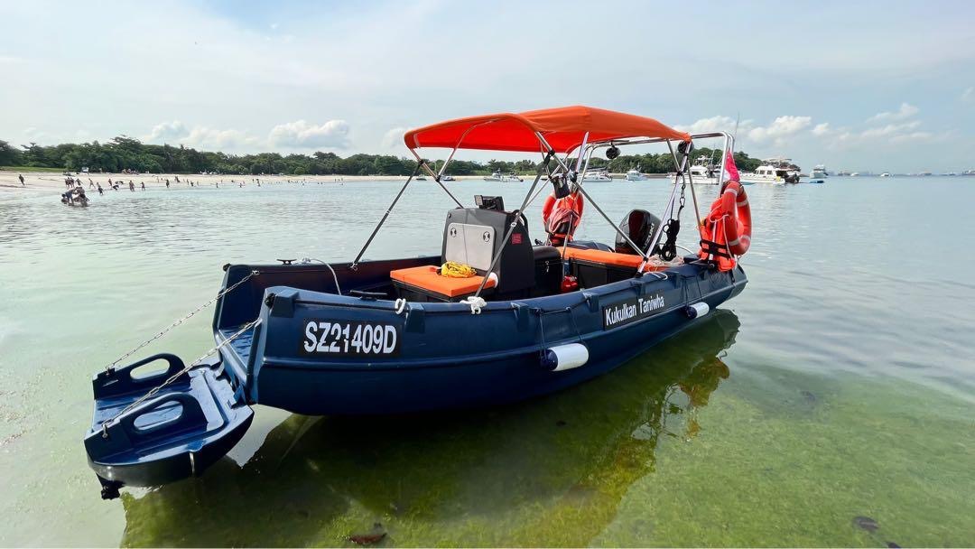 Fantastic quick boat to go fishing around Singapore (Whaly 500R ...