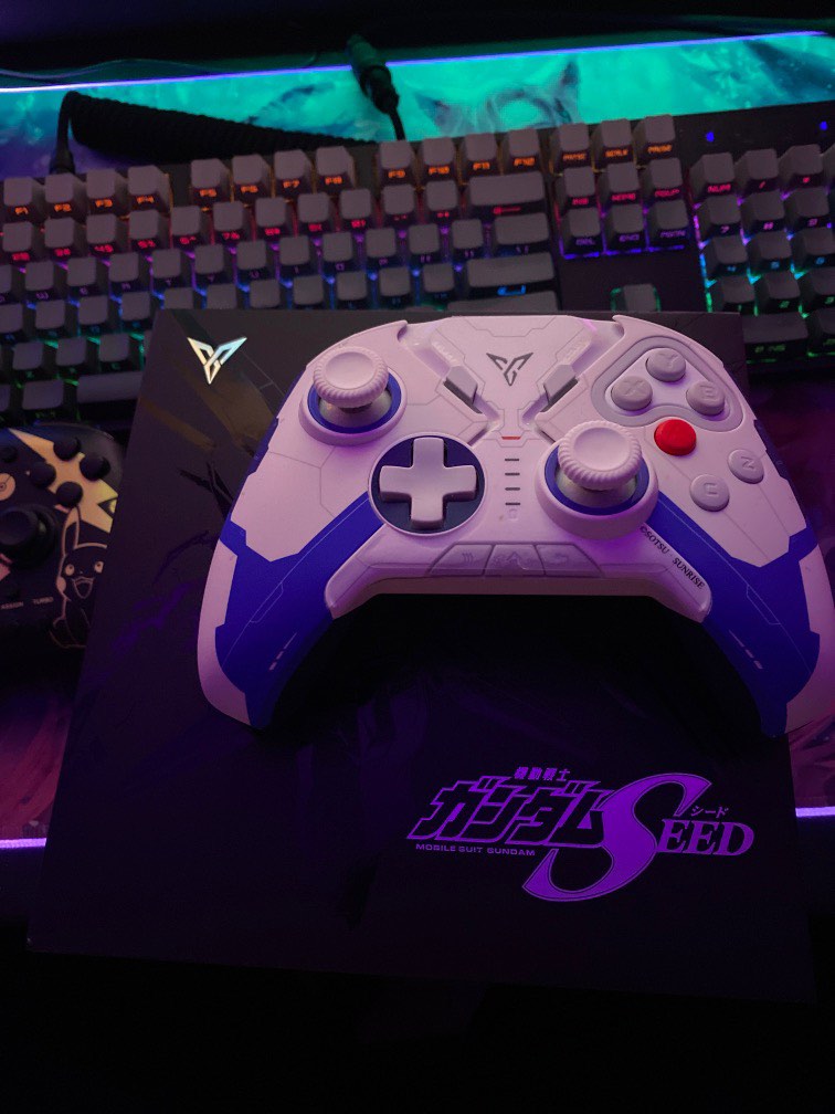 Flydigi apex 2 freedom Gundam controller, Video Gaming, Gaming ...