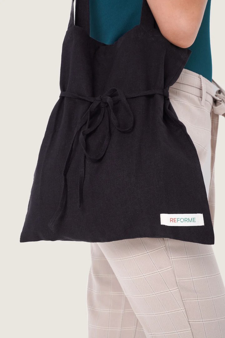 Forme Belted Tote Bag in Black Linen, Women's Fashion, Bags & Wallets ...