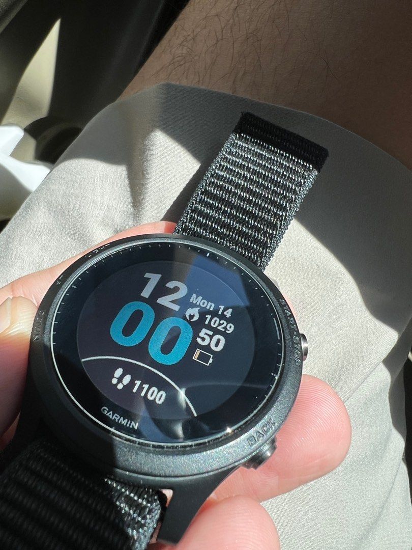 Garmin forerunner 945 music, Men's Fashion, Watches & Accessories ...