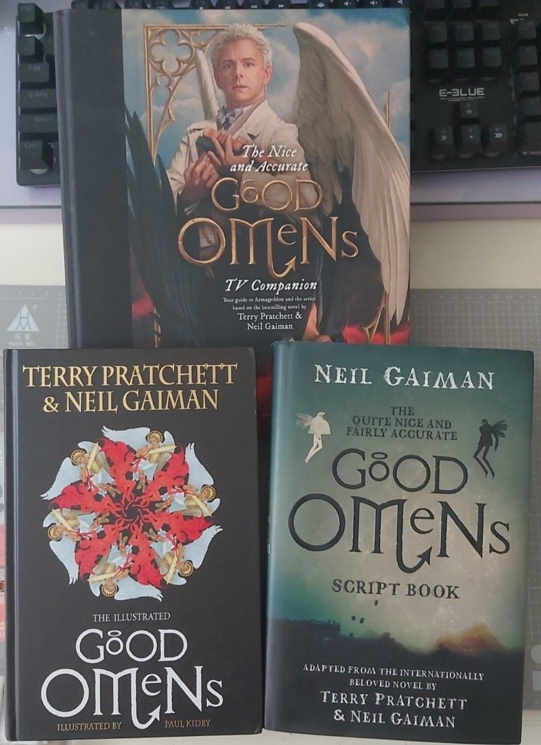 Good Omens TV Companion+Script Book+The Illustrated Good Omens, 興趣及遊戲 ...