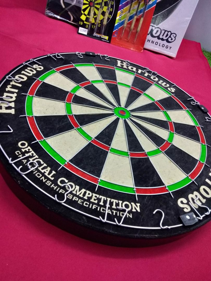 Harrows Dart Board with 2 sets of dart pin and Closet / gamit sa larong ...