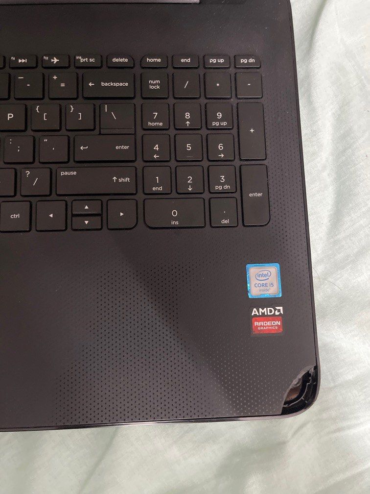 HP Pavilion (edge broke) swap, Computers & Tech, Laptops & Notebooks on Carousell