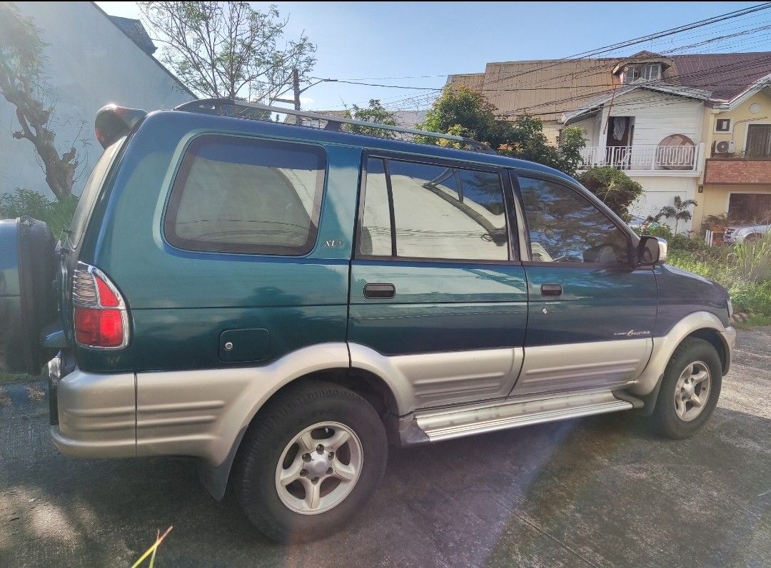 Isuzu Crosswind, Cars for Sale, Used Cars on Carousell