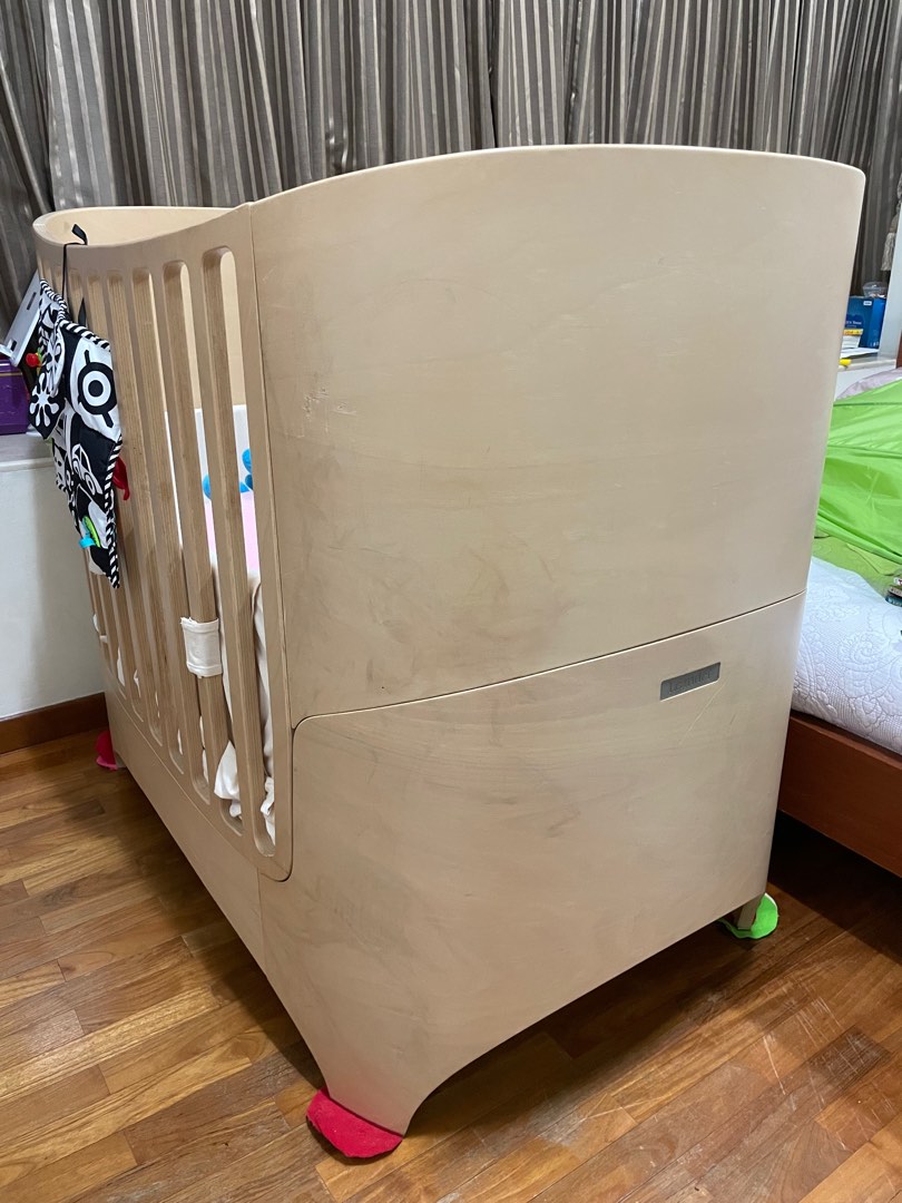 Leander Classic Baby Cot (0-7yrs) - Free Junior Exension Kit, Babies ...