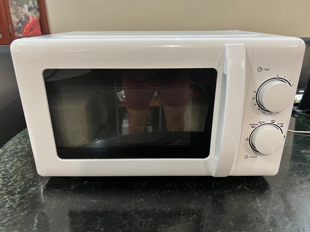 Meadows Essential 20L Microwave LIKE NEW, TV & Home Appliances, Kitchen ...