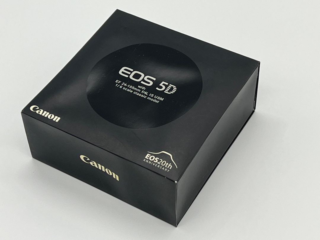 Miniature Model Camera. (It’s a Toy) 1/6 scale Canon EOS 5D with 24 ...