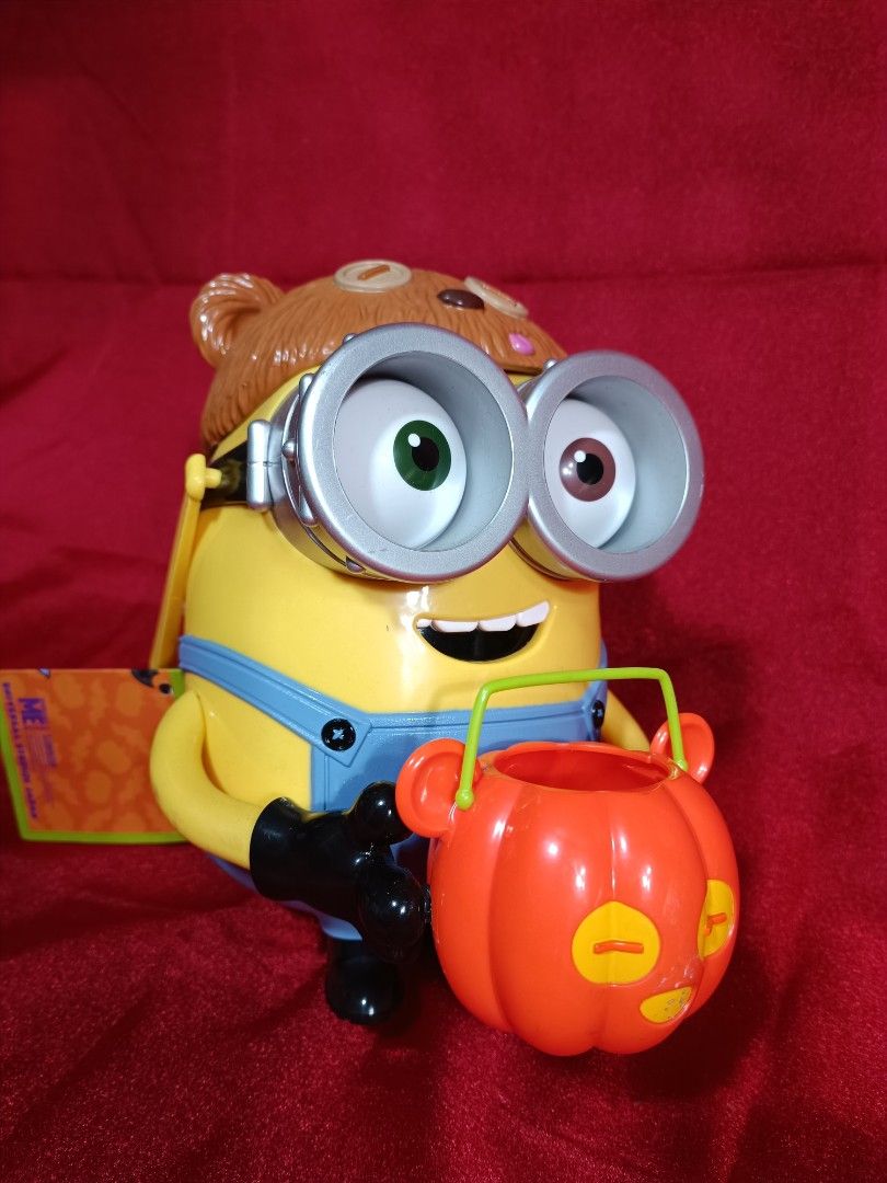 Minion Popcorn Bucket, Hobbies & Toys, Toys & Games on Carousell
