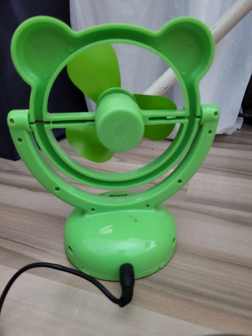 Mirror Fan, Hobbies & Toys, Memorabilia & Collectibles, Fan Merchandise ...