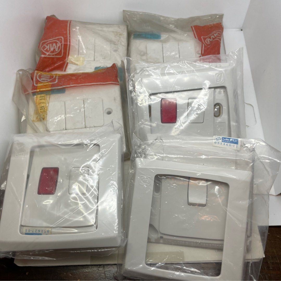 MK switch with LED new Made in UK set of 6 , TV & Home Appliances ...
