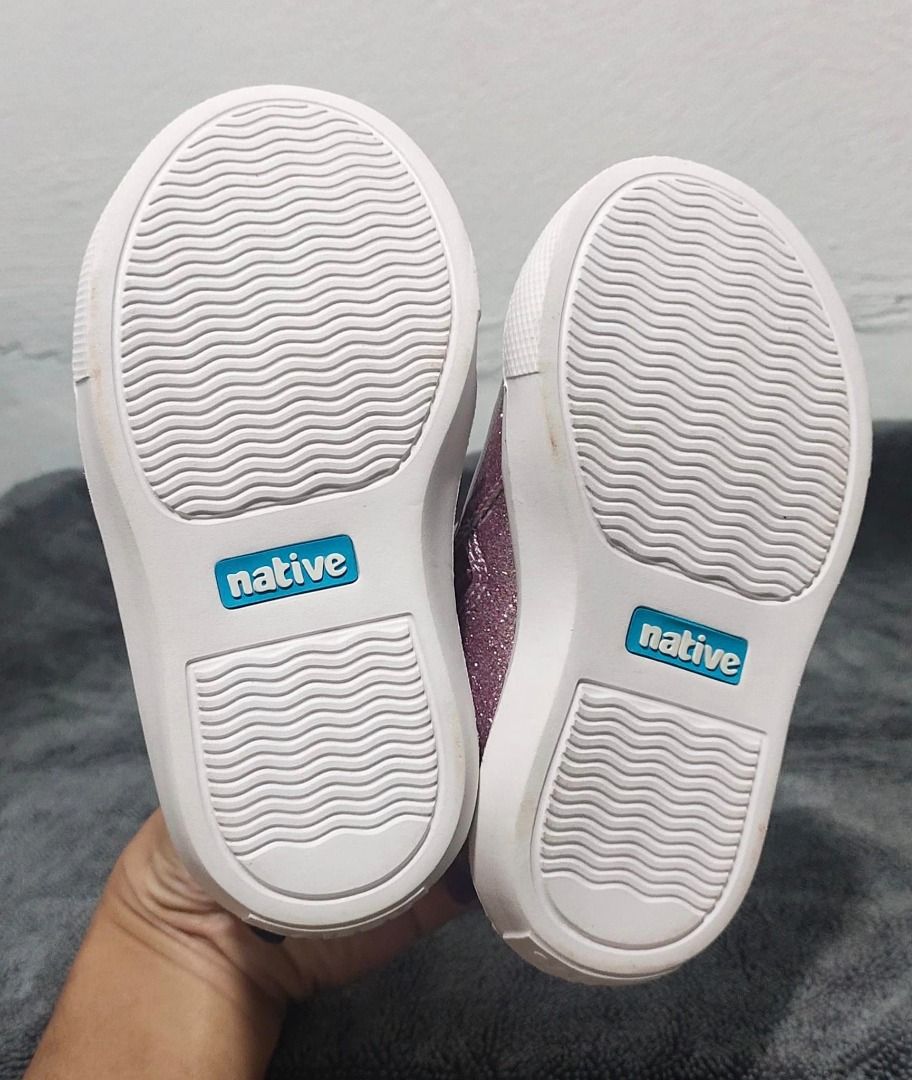 NATIVE HELLO KITTY SHOES, Babies & Kids, Babies & Kids Fashion on Carousell
