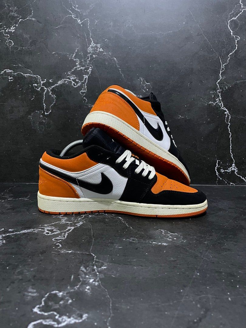 Sepatu AJ1 Nike Air Jordan 1 Low Retro Black Toe Orange size 42 insole ...