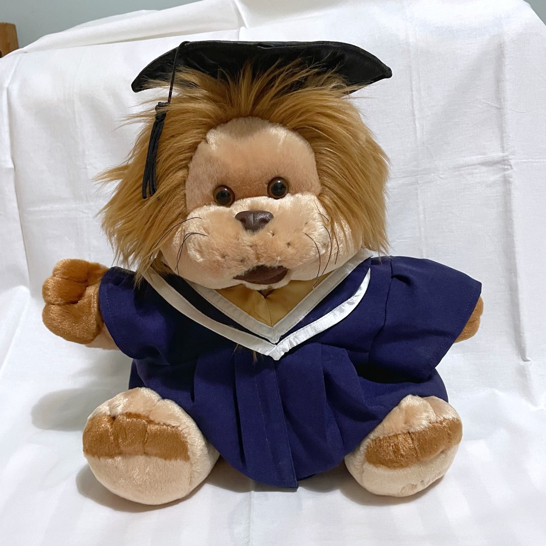 NUS Graduation Lion, Hobbies & Toys, Toys & Games on Carousell