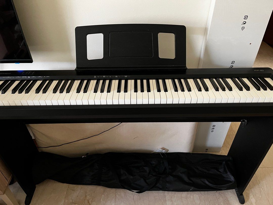 Roland FP-10 Digital Piano with Stand, Hobbies & Toys, Music & Media ...