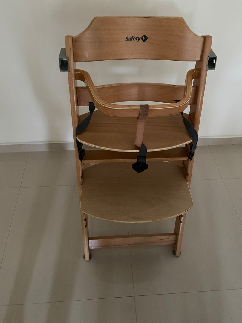 Safety First Wooden Highchair with Covers, Babies & Kids, Nursing ...