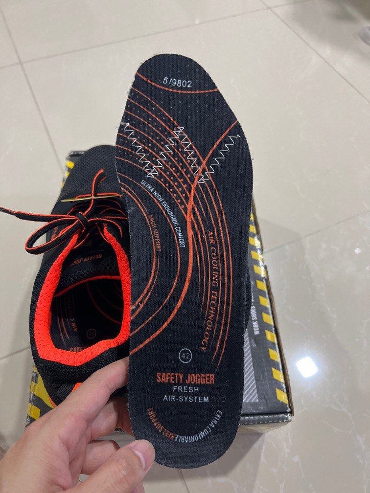 Safety Jogger Safety Boots, Men's Fashion, Footwear, Boots on Carousell