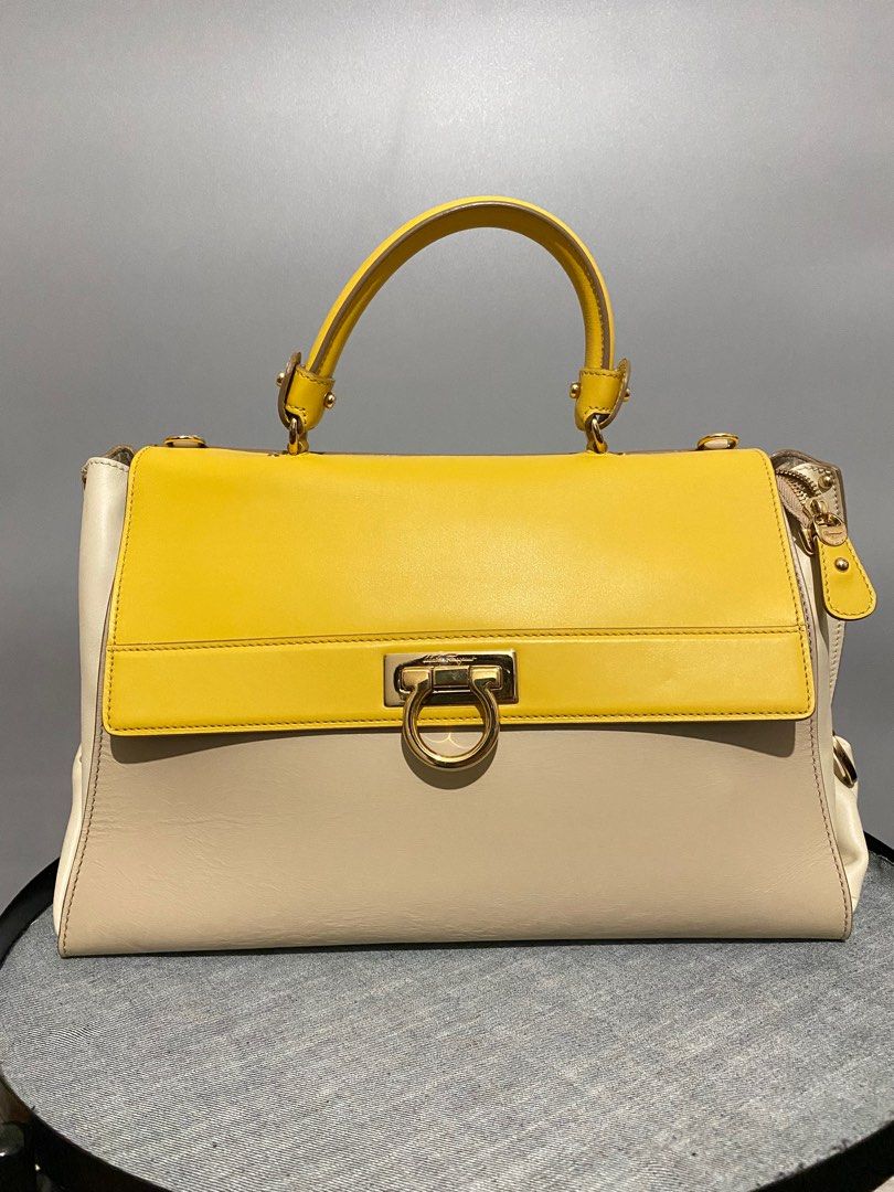 SALVATORE FERRAGAMO GANCINI 2 WAY BAG, Luxury, Bags & Wallets on Carousell