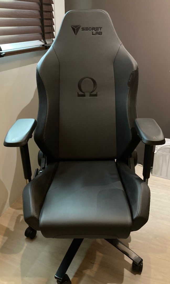 Secret Lab (Omega - Black) Gaming Chair / Office Chair, Furniture ...