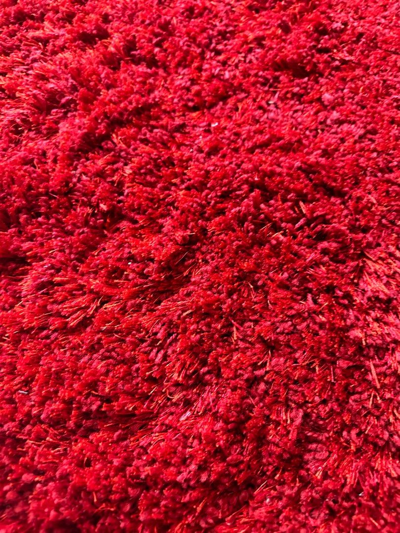 Serendipity Kings Carpet (Deep Red), Furniture & Home Living, Home ...