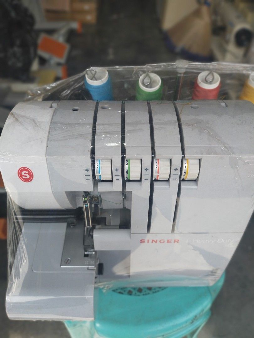 Singer Heavy Duty Edging/Edger/Overlocker sewing machine, TV & Home ...