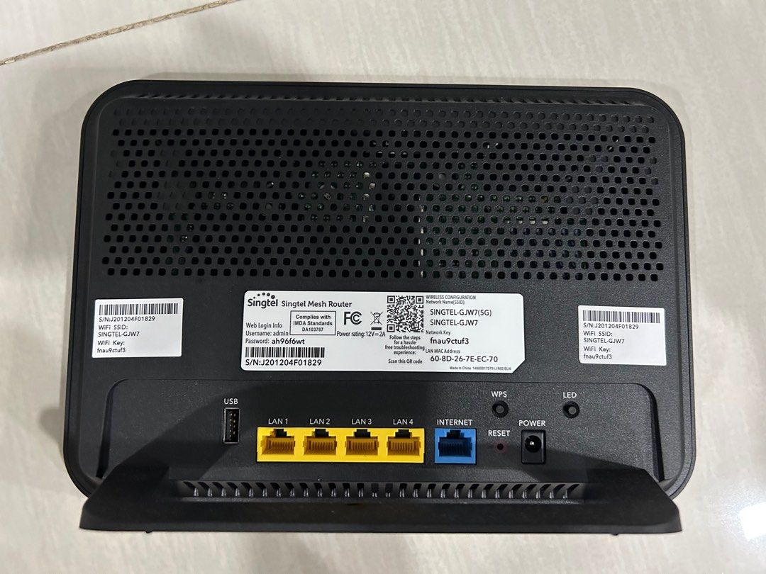 Singtel mesh router, Computers & Tech, Office & Business Technology on ... Singtel mesh router, Computers & Tech, Office & Business Technology on ...