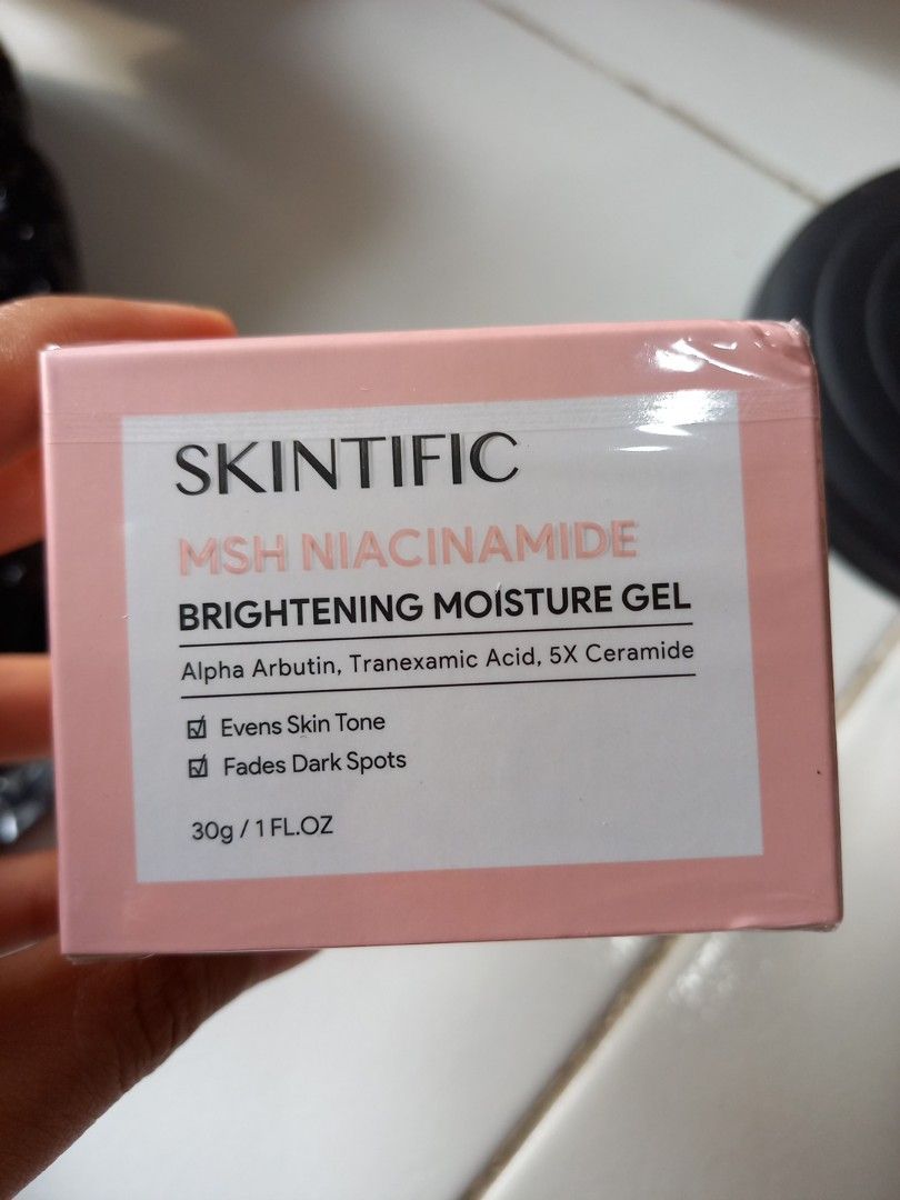 Skintific msh niacinamide brightening moisture gel, Kesehatan & Kecantikan, Kulit, Sabun & Tubuh ...