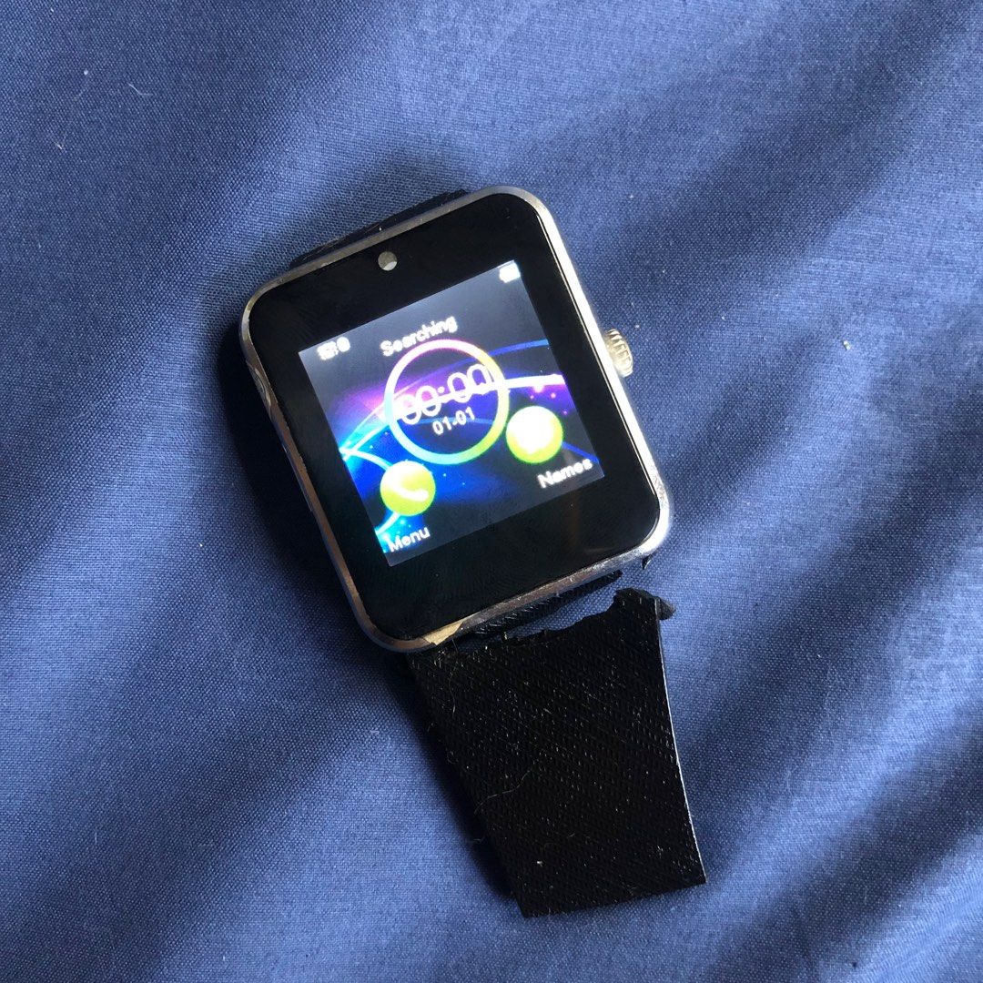 Smartwatch SIM Card, Telepon Seluler & Tablet, Lainnya di Carousell