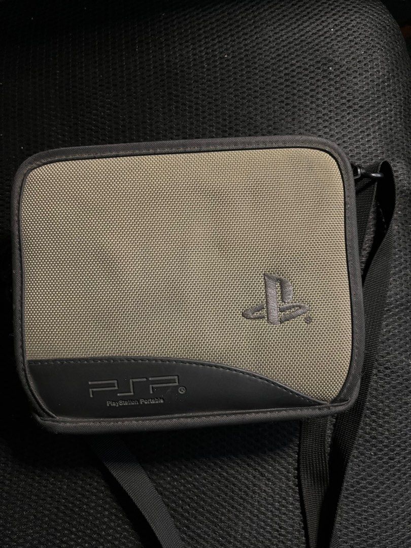 Sony PSP PlayStation Portable Padded Travel Carrying Case + 9 Discs ...