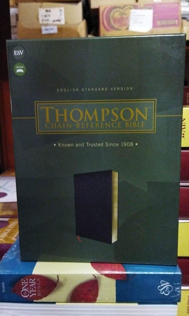 Thompson Reference Bible, Hobbies & Toys, Books & Magazines, Religion ...
