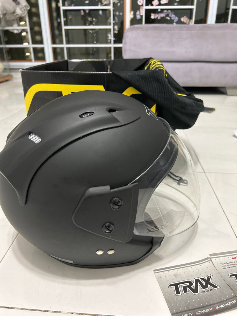 Trax Helmet, Motorcycles, Motorcycle Accessories on Carousell