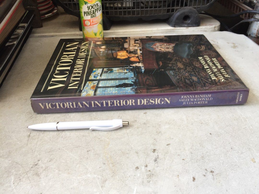 Victorian Interior Design by Joanna Banham HB big book, Hobbies & Toys ...