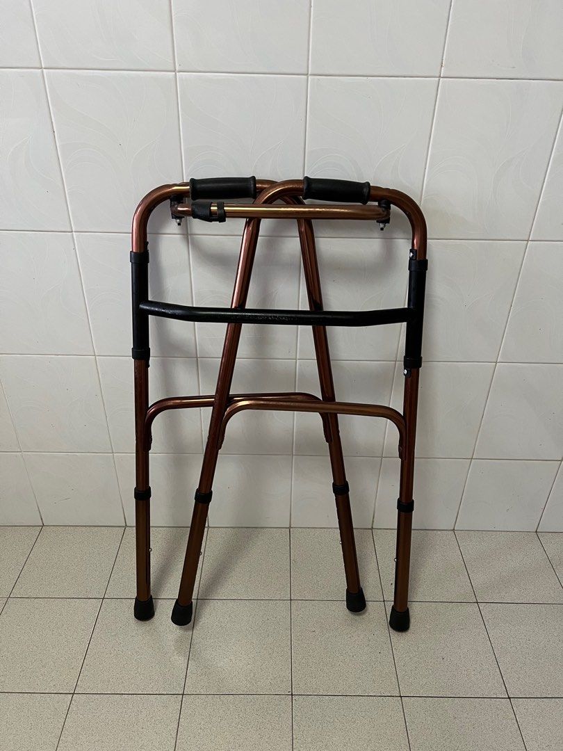 Walking Frame / Crutches, Health & Nutrition, Assistive & Rehabilatory ...