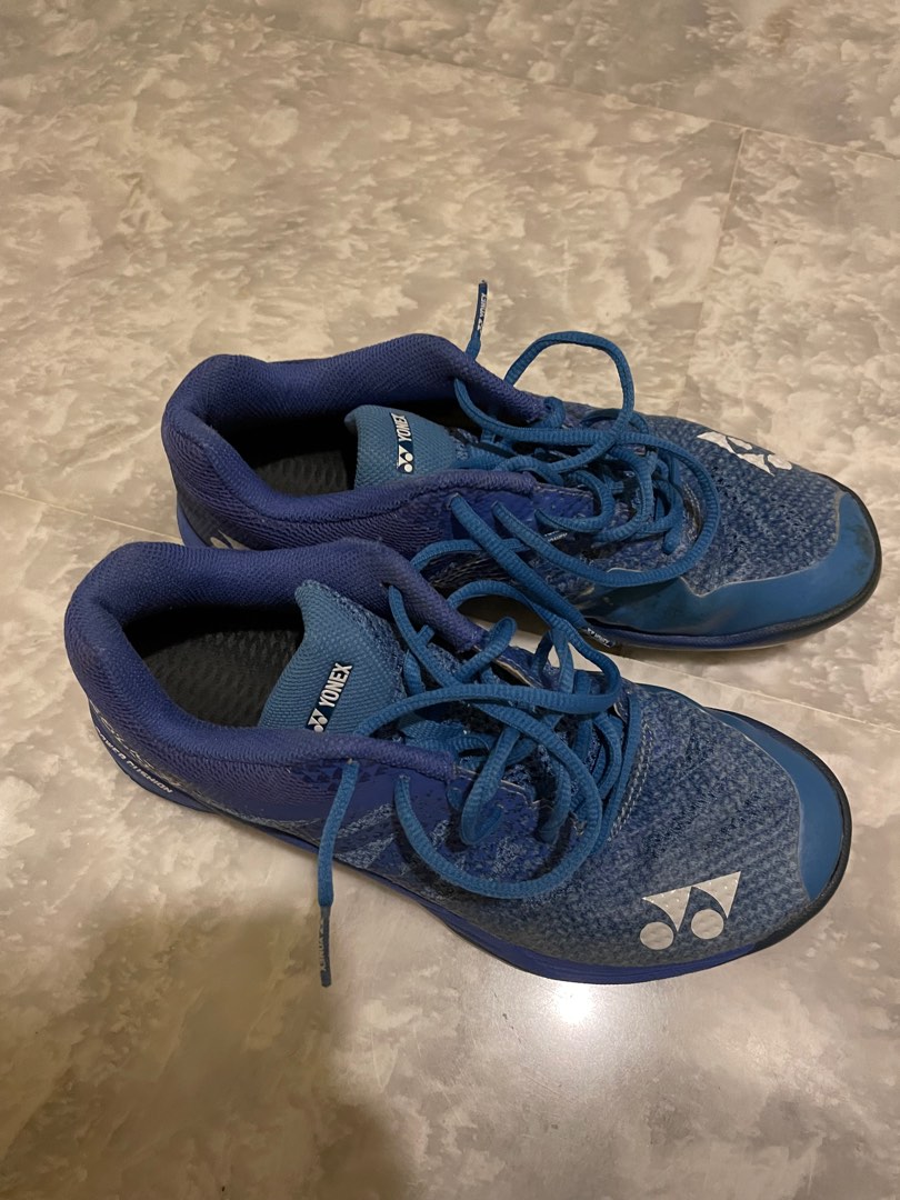 Yonex Blue Aerus, Sports Equipment, Other Sports Equipment and Supplies ...