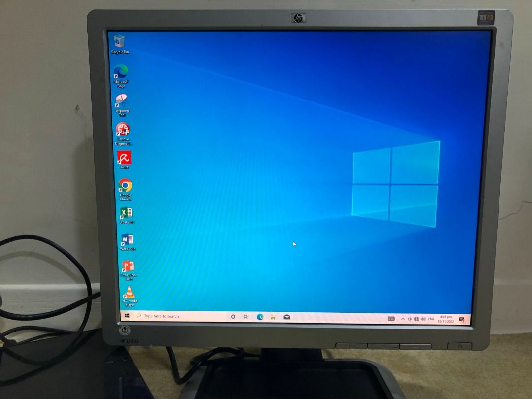 19" Square LCD Monitor, Computers & Tech, Parts & Accessories, Monitor ...