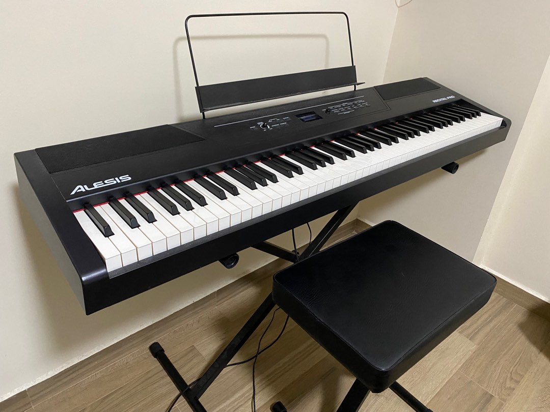 Alesis keyboard, Hobbies & Toys, Music & Media, Musical Instruments on ...