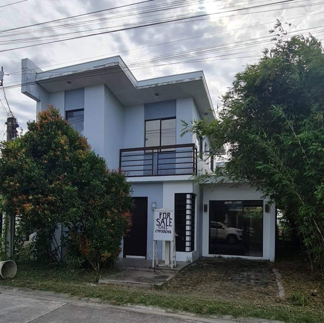 Amaia Scapes North Point Talisay City Semi Furnished House and Lot ...
