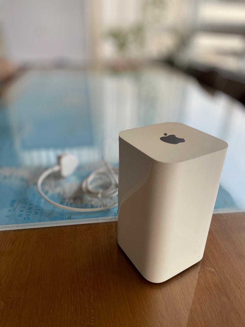 Apple AirPort Extreme Router, Computers & Tech, Parts & Accessories ...