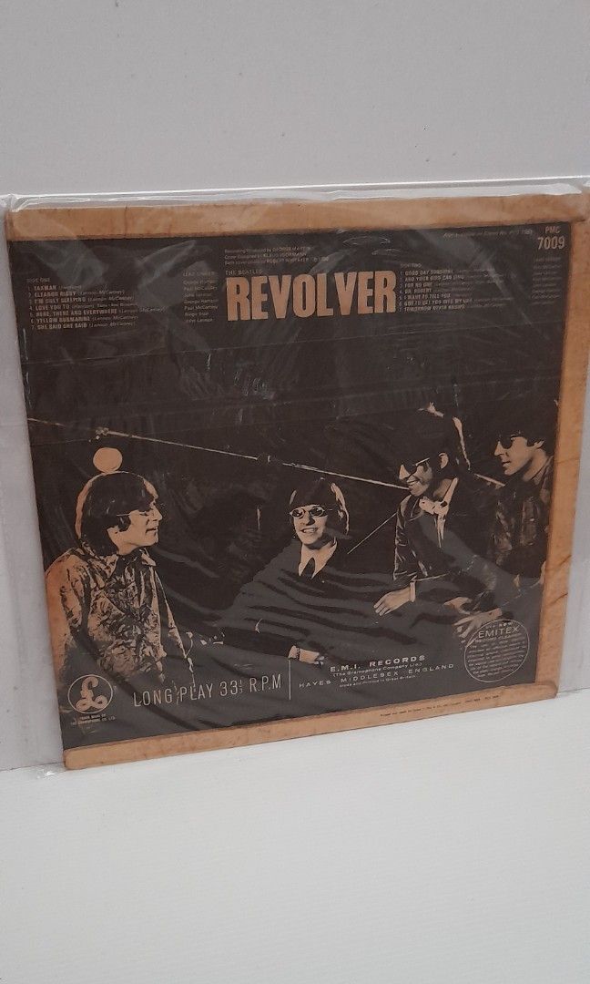 Beatles revolver vinyl, Hobbies & Toys, Collectibles & Memorabilia ...