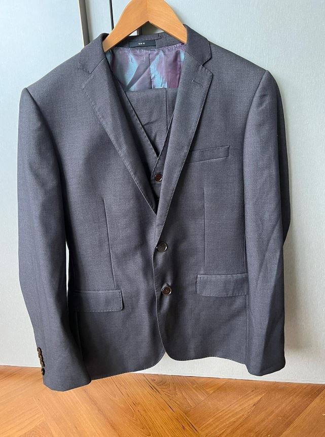 Benjamin Barker 3 piece suit set, Men's Fashion, Coats, Jackets and ...