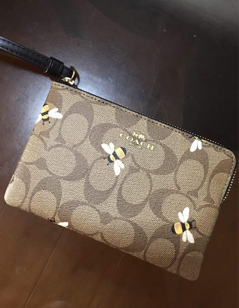 [BRAND NEW] Original Coach Corner Zip Wrislet in Signature Canvas with ...