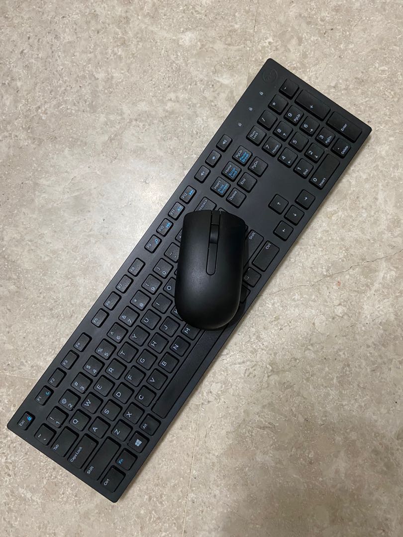 Dell Wireless Keyboard Mouse Set Computers And Tech Parts And Accessories Computer Keyboard On