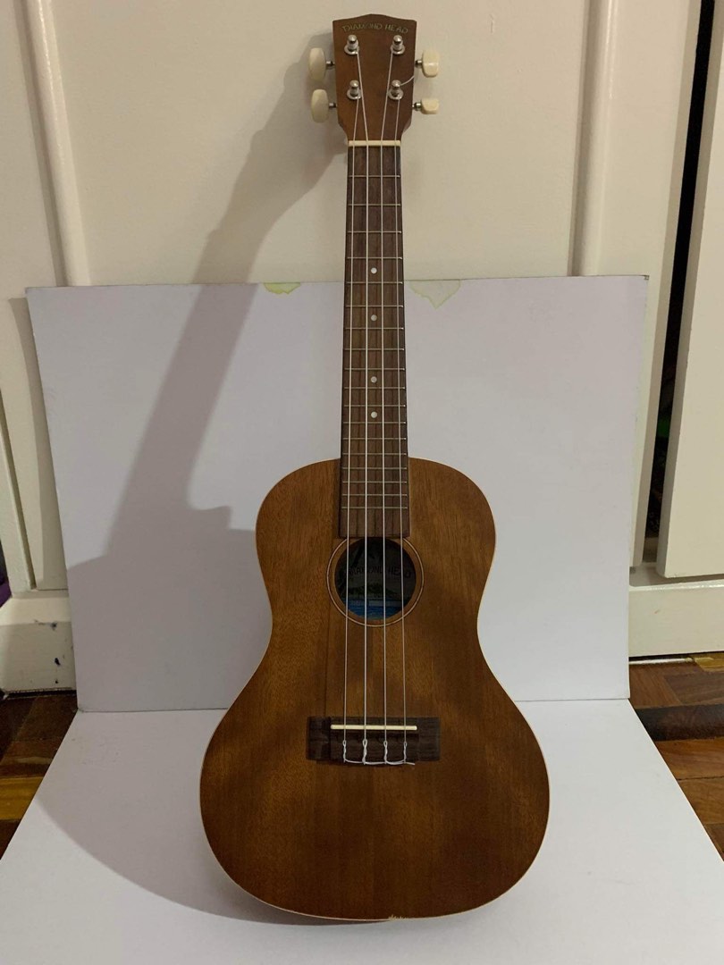 Diamond Head Concert Ukulele, Hobbies & Toys, Music & Media, Musical ...