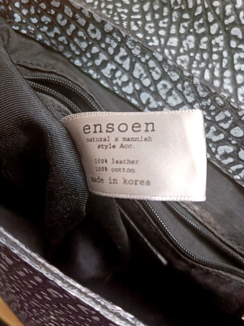 ENSOEN SLING BAG, Women's Fashion, Bags & Wallets, Cross-body Bags on ...